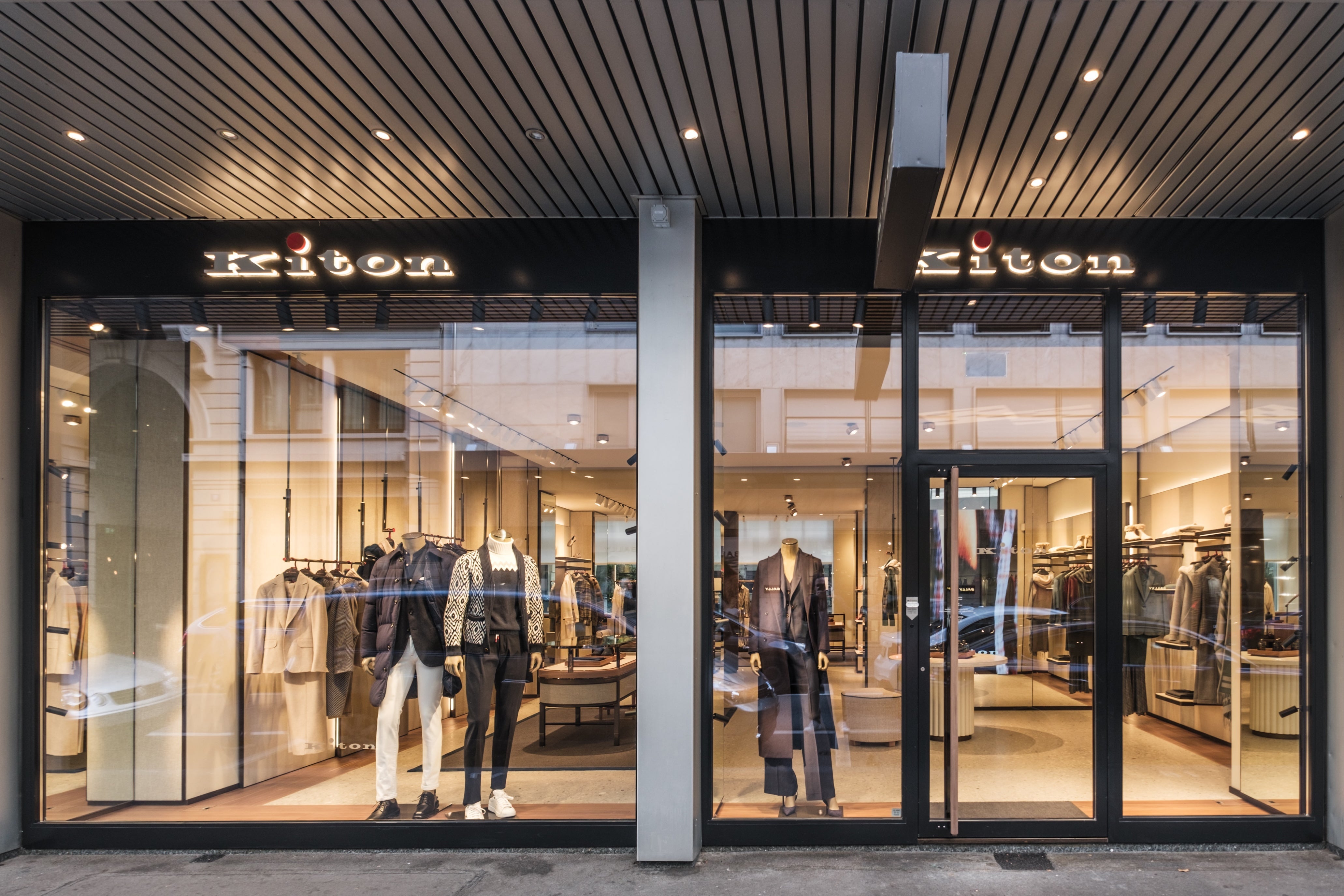 At the ribbon-cutting ceremony for the second floor of our Zurich bout