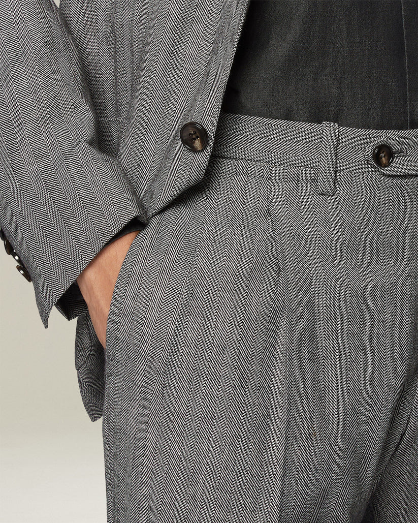 Tailored men's suit in herringbone wool | Kiton